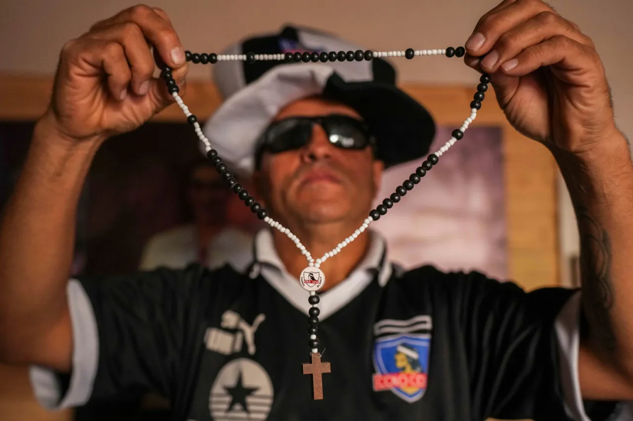 En América Latina, el futbol es casi sagrado