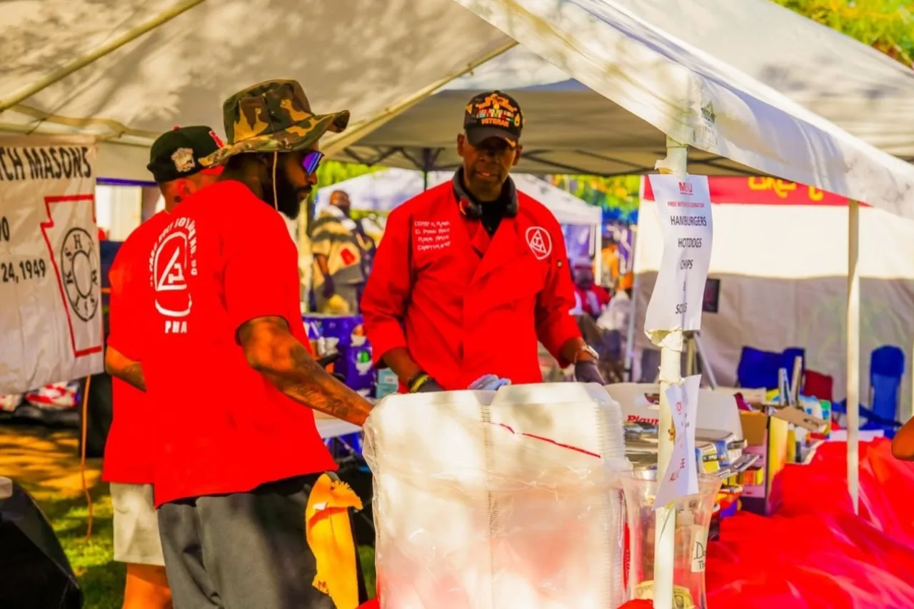 Celebrarán Juneteenth en El Paso con colecta de libros y comida gratis